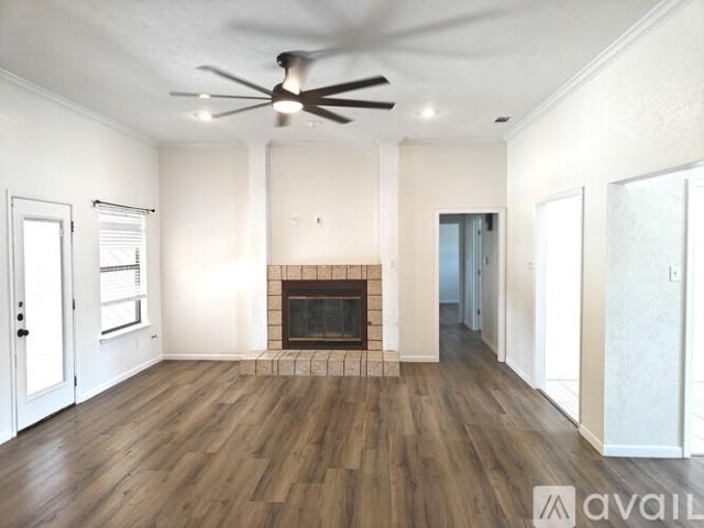 3 BR, 2 BA Apartment 3921 Timberidge Drive, Irving, TX 75038