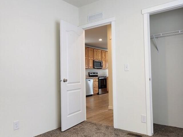 3 BR, 2 BA Apartment 3941 Greensprings Drive, Klamath Falls, OR 97603