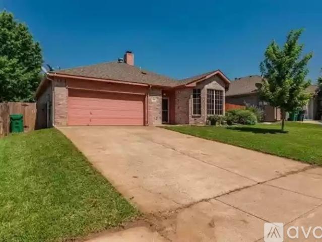 3 BR, 2 BA Apartment 3941 Parkhaven Drive, Denton, TX 76210