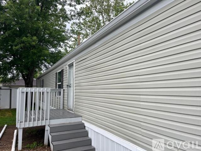 3 BR, 2 BA Apartment 3951 S Mentor Ave, Unit 38, Springfield, MO 65804