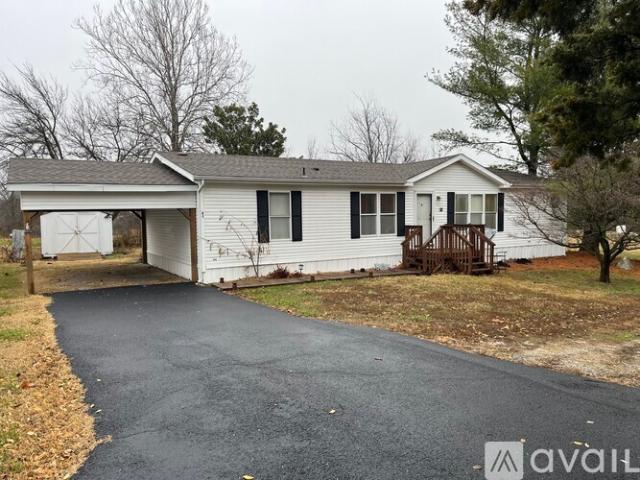 3 BR, 2 BA Apartment 3951 S Mentor Ave, Unit 61, Springfield, MO 65804