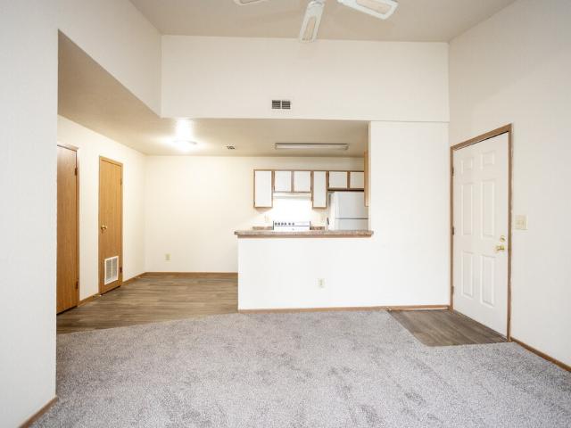 3 BR, 2 BA Apartment 39 Cotterrew Dr Unit 04741733, Blacklick, OH 43004