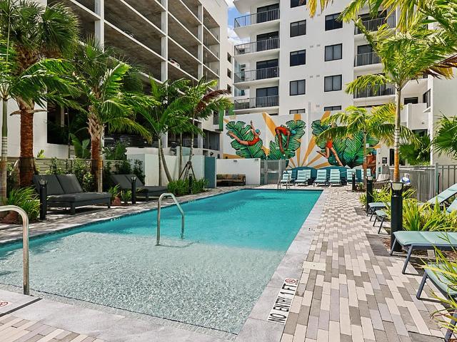 3 BR, 2 BA Apartment 303 S Federal Highway Unit 901, Hollywood, FL 33020