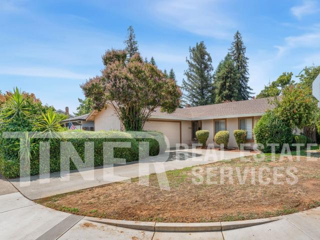 3 BR, 2 BA Apartment 3000 Nikol Street, Sacramento, CA 95826