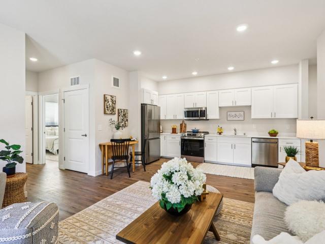 3 BR, 2 BA Apartment 3002 E Pioneer Bldg A Unit D308, Puyallup, WA 98372
