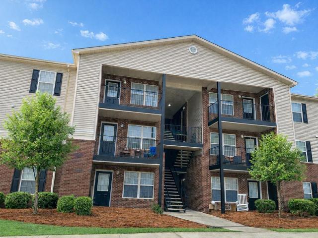 3 BR, 2 BA Apartment 3010 Jones St Unit 112, Rainbow City, AL 35906
