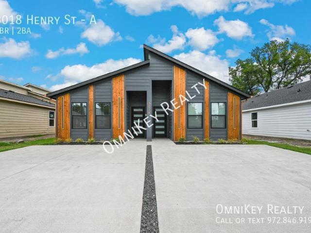 3 BR, 2 BA Apartment 3018 Henry St, Greenville, TX 75401