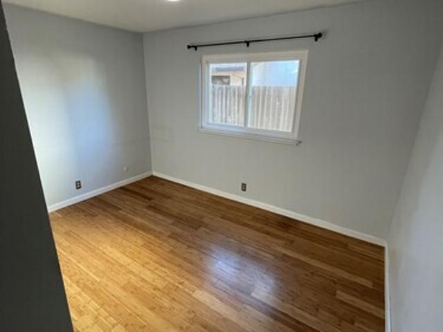 3 BR, 2 BA Apartment 3021 Lillard Drive, Davis, CA 95618