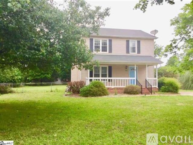 3 BR, 2 BA Apartment 305 Laurel Tree Ln, Simpsonville, SC 29681