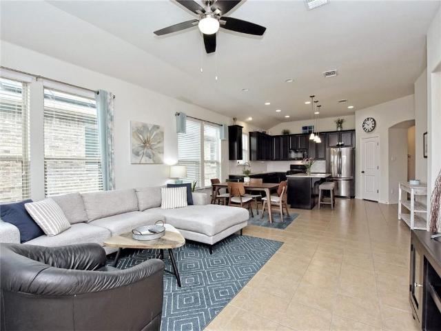 3 BR, 2 BA Apartment 305 Methodius Drive, Hutto, TX 78634