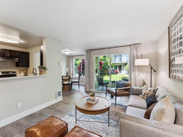 3 BR, 2 BA Apartment 3070 230th Ln SE Unit M 305, Sammamish, WA 98075