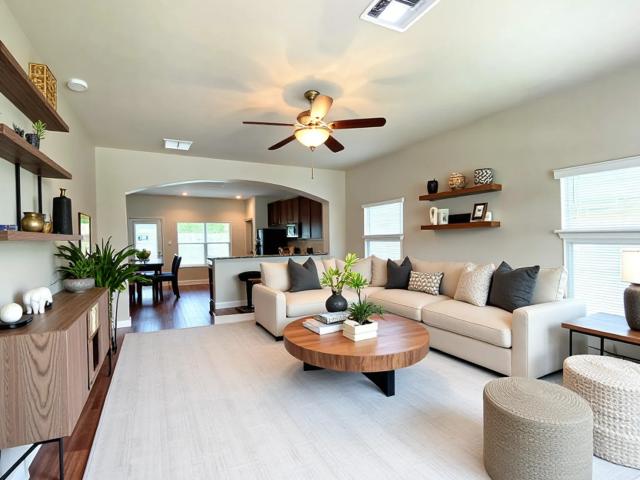 3 BR, 2 BA Apartment 309 Woodland Hills Drive, Conroe, TX 77303