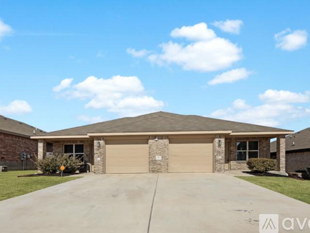 3 BR, 2 BA Apartment 313 Lost Trl, Unit B, Copperas Cove, TX 76522
