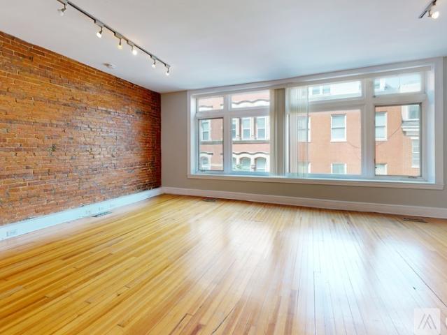 3 BR, 2 BA Apartment 313 North Charles Street, Unit 2, Baltimore, MD 21201