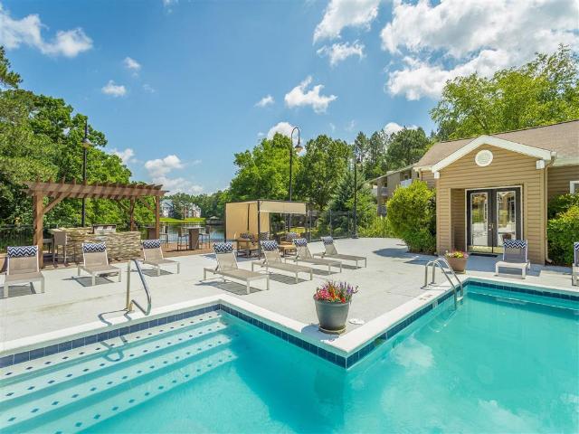 3 BR, 2 BA Apartment 3100 Heatherbrooke Road Unit 15608, Birmingham, AL 35242