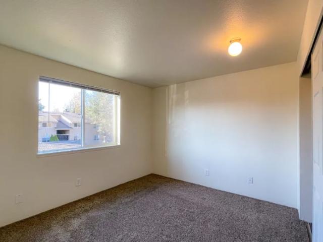 3 BR, 2 BA Apartment 3100 S 208th Street Unit E102, Seattle, WA 98198
