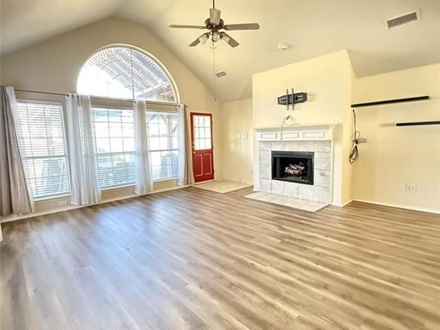 3 BR, 2 BA Apartment 3121 Fox Hollow Drive, Little Elm, TX 75068