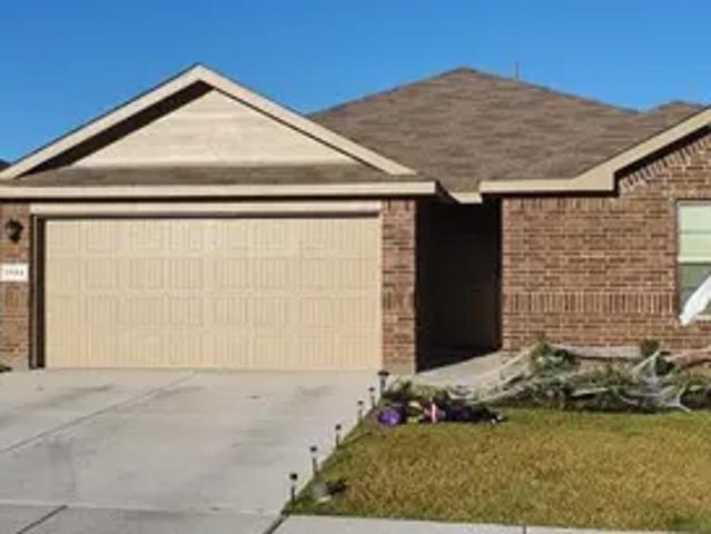 3 BR, 2 BA Apartment 3124 Winoak Dr, Fort Worth, TX 76123