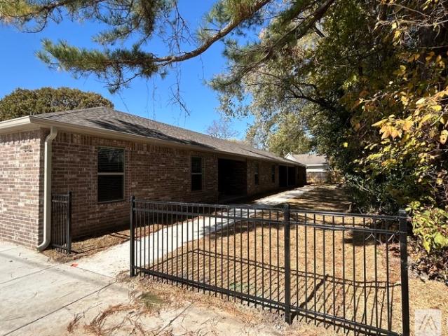 3 BR, 2 BA Apartment 312 Butler St, Unit 3, Prairie Grove, AR 72753