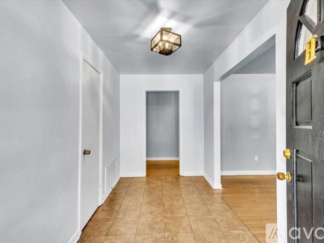 3 BR, 2 BA Apartment 317 Kensington Drive, Savannah, GA 31405
