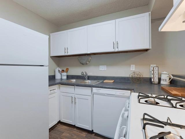 3 BR, 2 BA Apartment 3144 Sunswept Park Dr Unit 3115 3115 205, Florissant, MO 63033