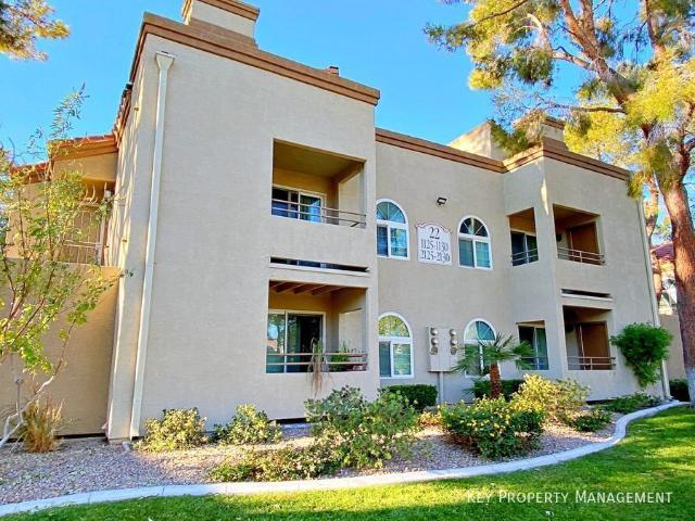 3 BR, 2 BA Apartment 3145 E. Flamingo Rd, Las Vegas, NV 89121