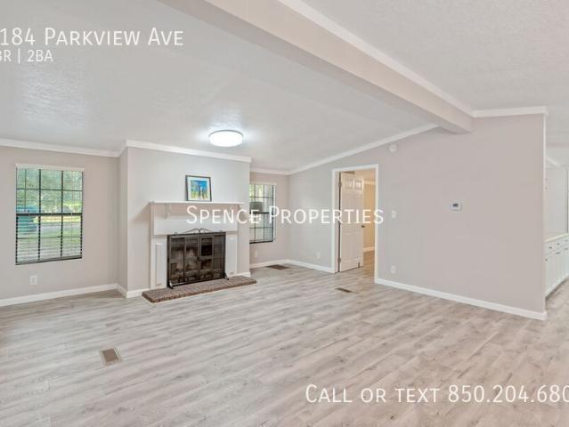 3 BR, 2 BA Apartment 3184 Parkview Ave, Crestview, FL 32539