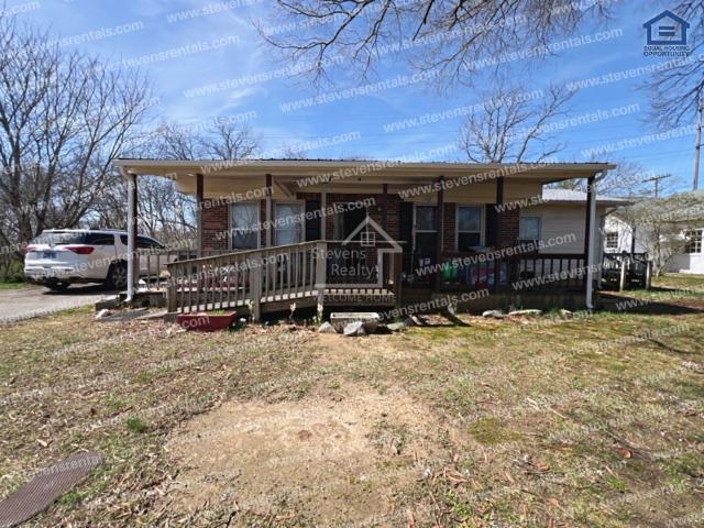 3 BR, 2 BA Apartment 31 Gibson Ave, Cookeville, TN 38501