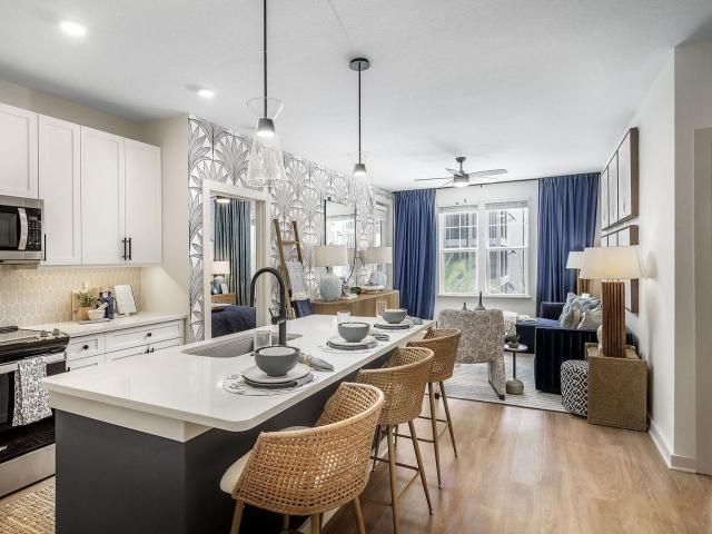 3 BR, 2 BA Apartment 3200 Meadow Gate Lane, Unit 1222, Davenport, FL 33837