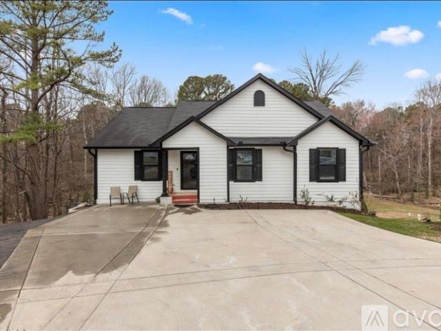 3 BR, 2 BA Apartment 3201 Venus Dr, Durham, NC 27703