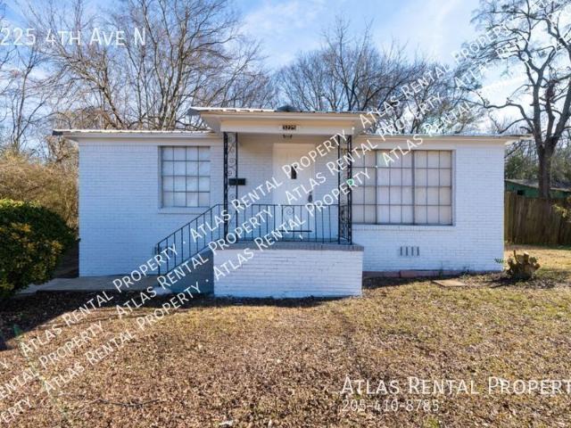 3 BR, 2 BA Apartment 3225 4th Ave N, Bessemer, AL 35020