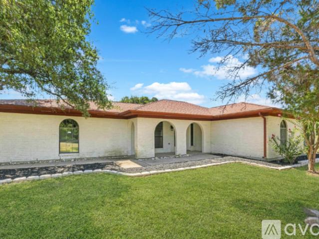 3 BR, 2 BA Apartment 3251 Arbolado Calzada Rd, Kempner, TX 76539