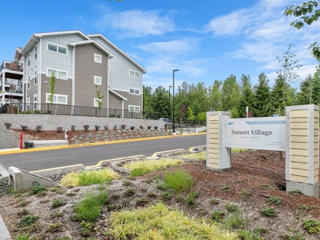 3 BR, 2 BA Apartment 333 NW Hickory St Albany, OR 97321