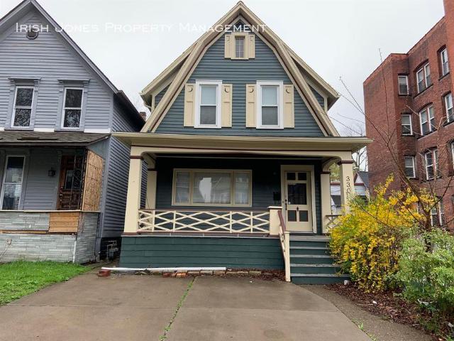 3 BR, 2 BA Apartment 330 Bryant Street, Buffalo, NY 14222