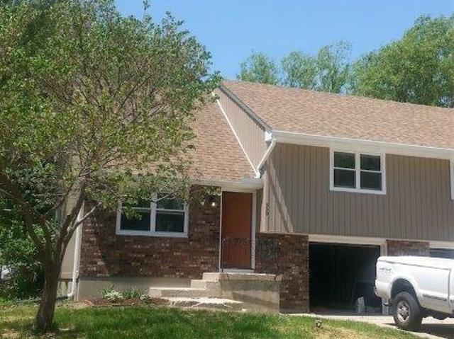 3 BR, 2 BA Apartment 330 N. Downey Ave, Independence, MO 64056
