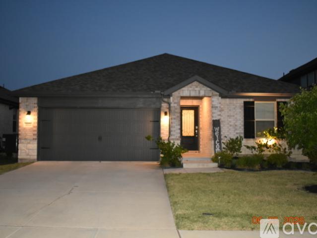 3 BR, 2 BA Apartment 3321 Riverlawn Drive, Anna, TX 75409