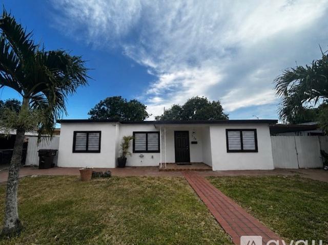 3 BR, 2 BA Apartment 334 West 36th Terrace, Hialeah, FL 33012