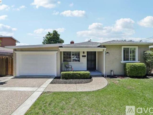 3 BR, 2 BA Apartment 33741 12 Th Street, Union City, CA 94587