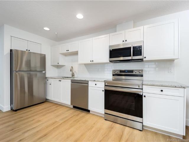 3 BR, 2 BA Apartment 3375 Southwest Mapp Road, Palm City, FL 34990