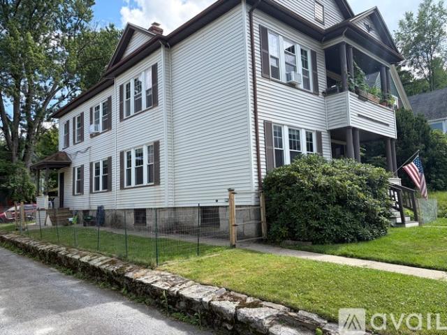 3 BR, 2 BA Apartment 3 Lisbon Street, Unit 1, Worcester, MA 01603