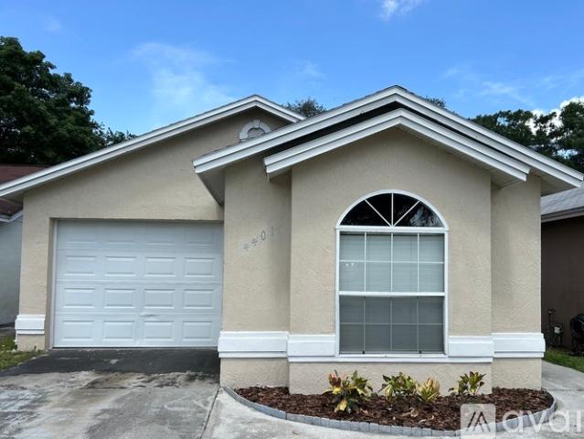 3 BR, 2 BA Apartment 4401 Longshore Drive, Land O' Lakes, FL 34639