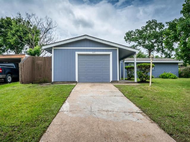3 BR, 2 BA Apartment 4411 Knotty Oaks Trl, Houston, TX 77045