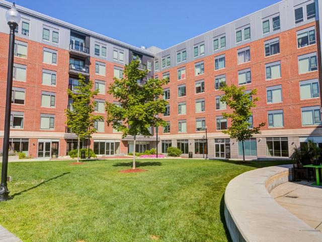 3 BR, 2 BA Apartment 44 Merrimack Street, Haverhill, MA 01830