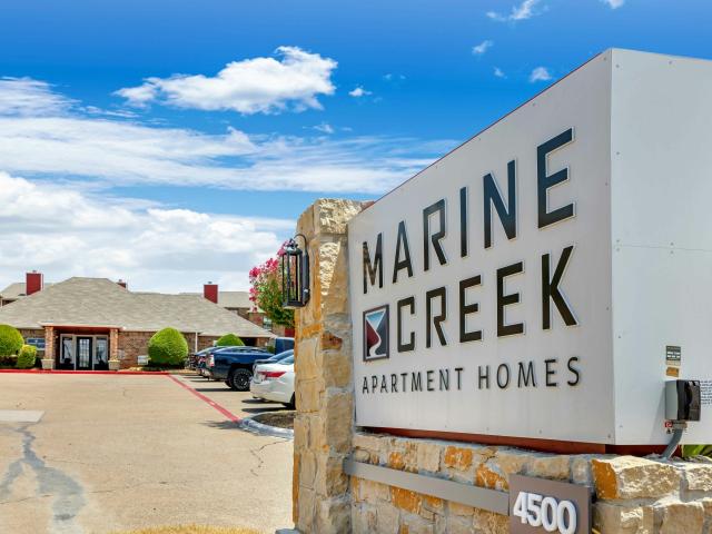 3 BR, 2 BA Apartment 4500 Marine Creek Pkwy. Unit 16 1606, Fort Worth, TX 76106