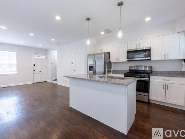 3 BR, 2 BA Apartment 4502 Eads Place Northeast, Washington, DC 20019