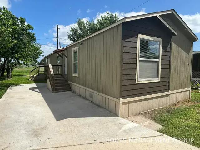 3 BR, 2 BA Apartment 4506 N Business 77 #25, Harlingen, TX 78552