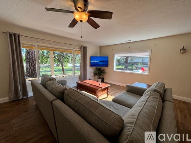 3 BR, 2 BA Apartment 450 SE Reed Market Rd, Bend, OR 97702