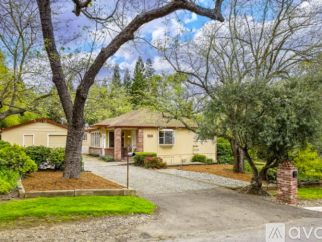 3 BR, 2 BA Apartment 4510 Chicago Avenue, Fair Oaks, CA 95628