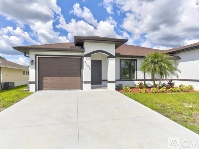 3 BR, 2 BA Apartment 4522 29th Street Southwest, Lehigh Acres, FL 33973