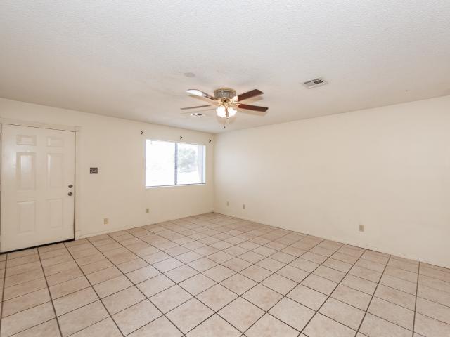3 BR, 2 BA Apartment 4598 W 18th Ln, Yuma, AZ 85364